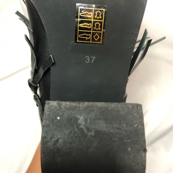 SENSO | Shoes | Senso Genuine Leather Fringe Chain Ankle Boots | Poshmark